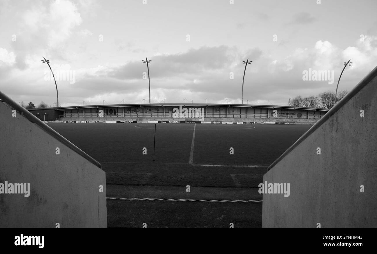 Moulin de terrain de football Banque d'images noir et blanc - Alamy