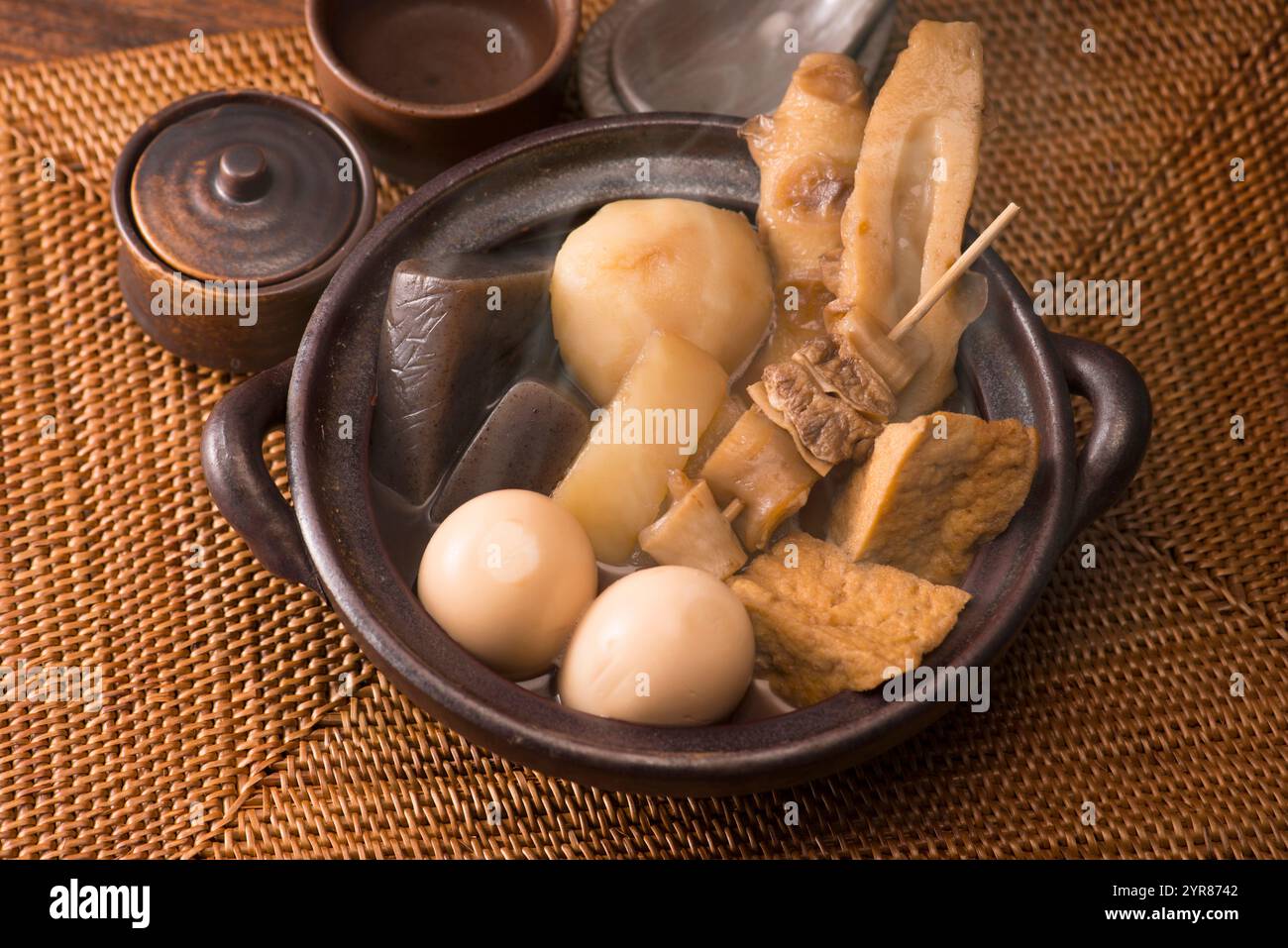 Oden japonais Banque de photographies et d’images à haute résolution ...