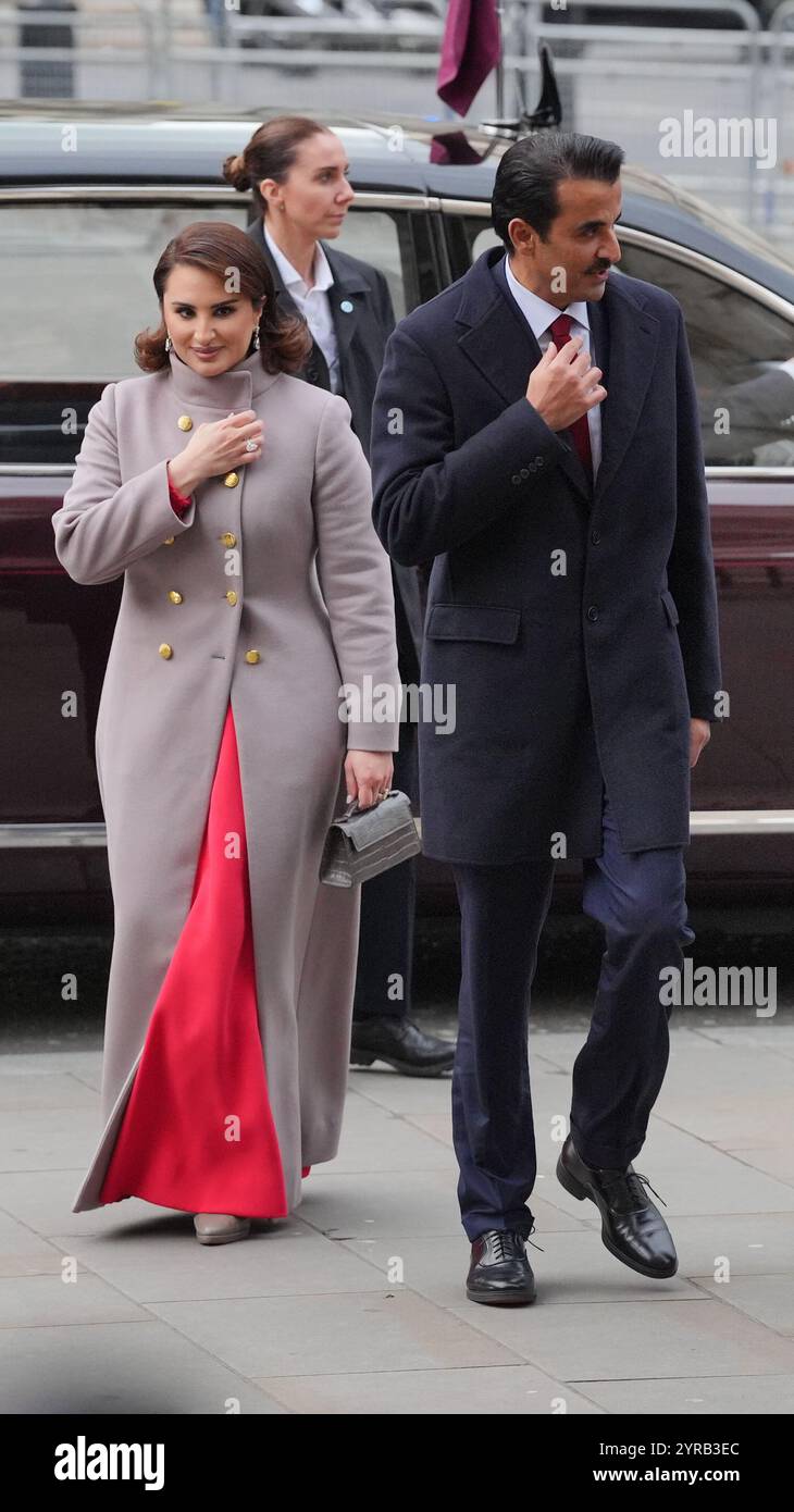 L'émir du Qatar, le cheikh Tamim bin Hamad Al Thani, et son épouse ...