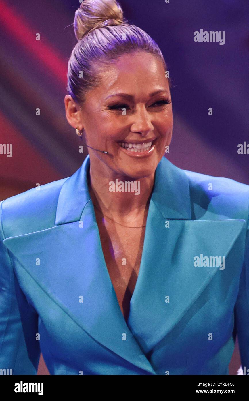 Saengerin Helene Fischer - ARD Live Show ãAdventsfest der 100,000 ...