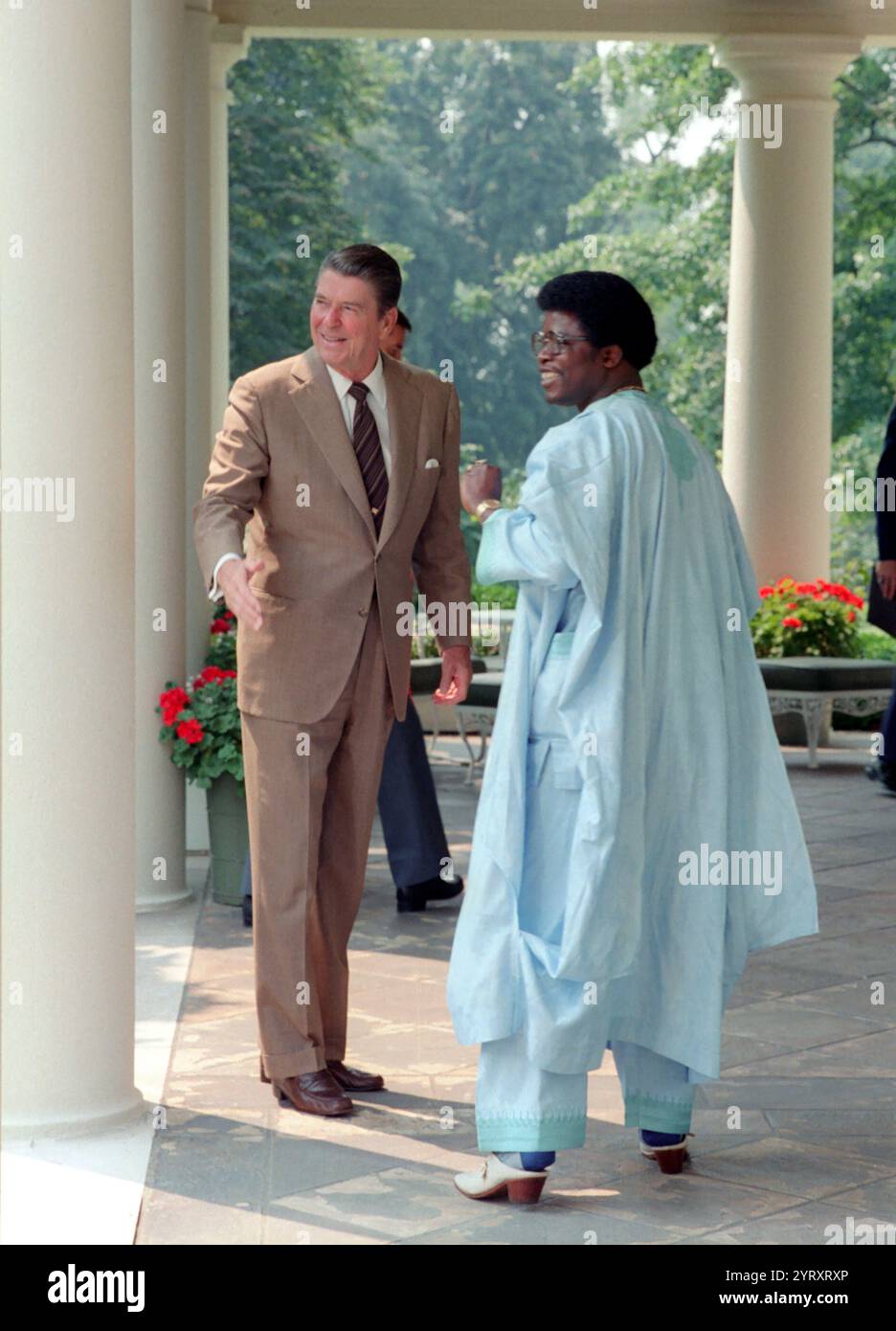 Le président Ronald Reagan avec le président du Liberia Samuel Doe sur ...