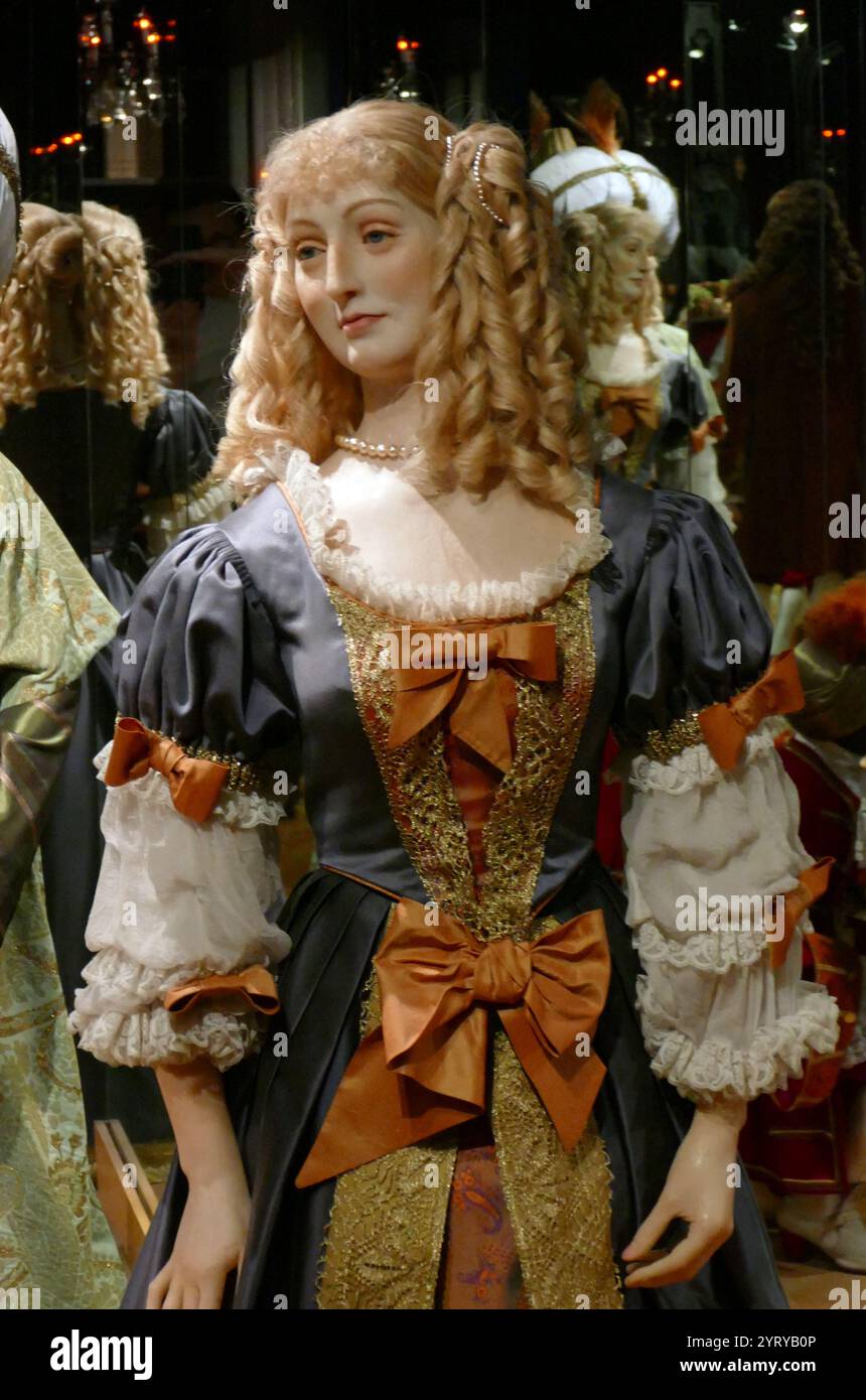 Louise de la valliere et louis xiv Banque de photographies et d’images ...