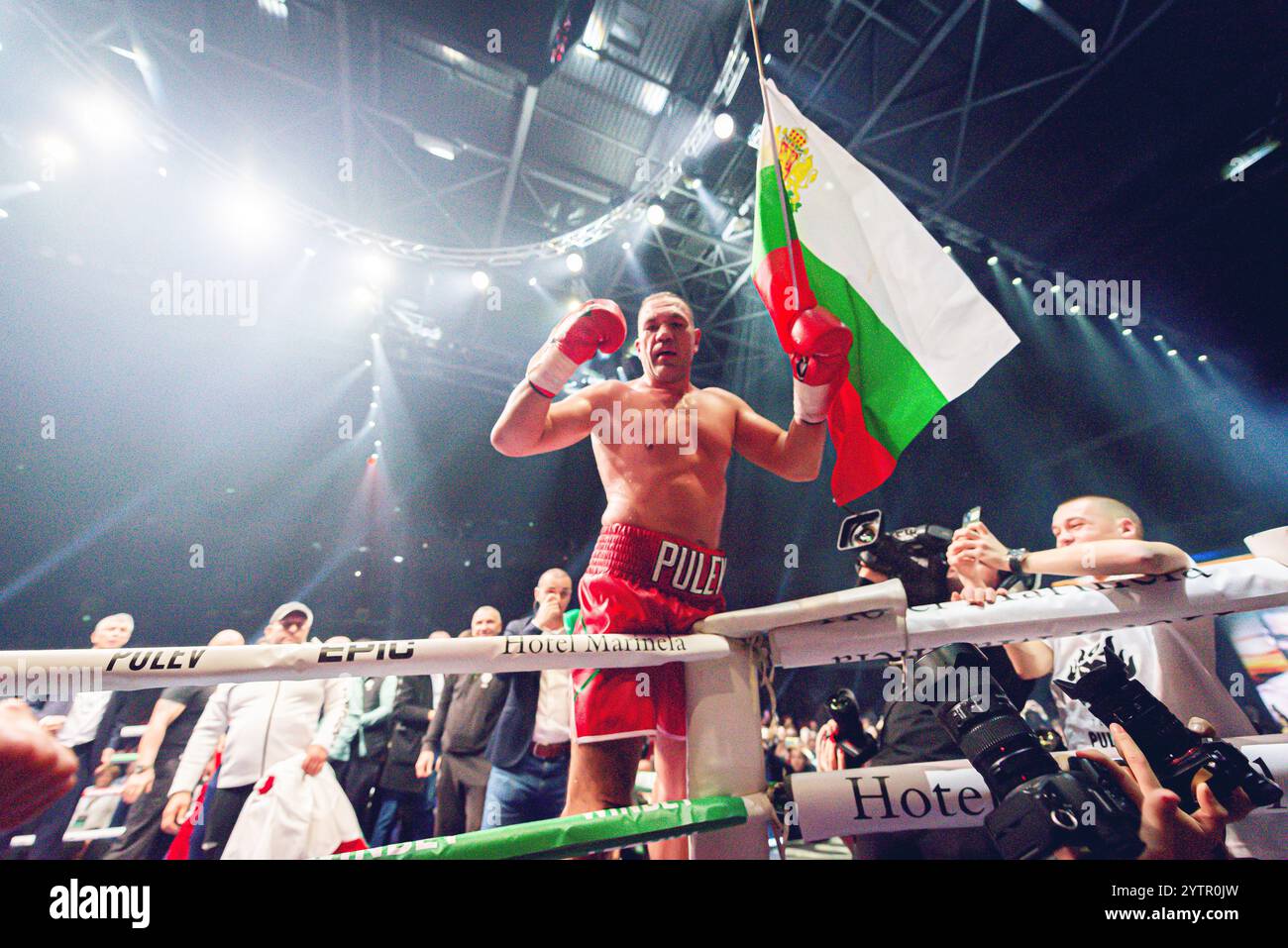 Kubrat Pulev célèbre la victoire Sofia, Bulgarie Arena Sofia 07 ...
