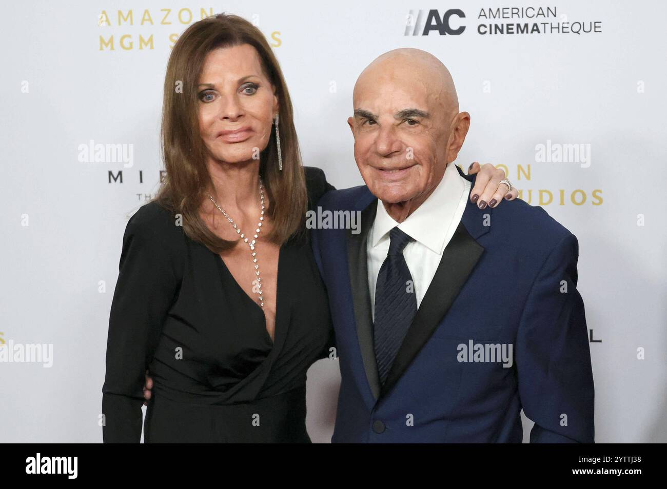Robert Shapiro mit Ehefrau Linell Shapiro BEI der Verleihung der 38 ...