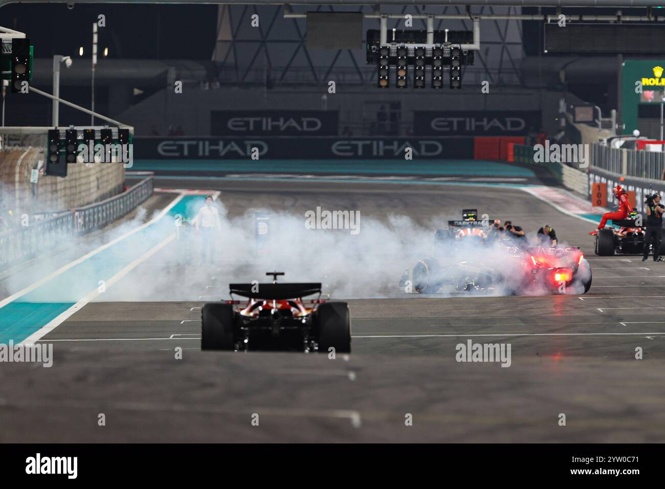 Abu Dhabi, Émirats arabes Unis. 08 décembre 2024. #44 Lewis Hamilton ...