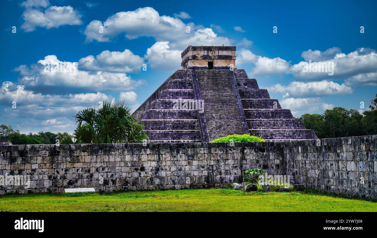 Piramide de kukulcan mexico maya Banque de photographies et d’images à ...
