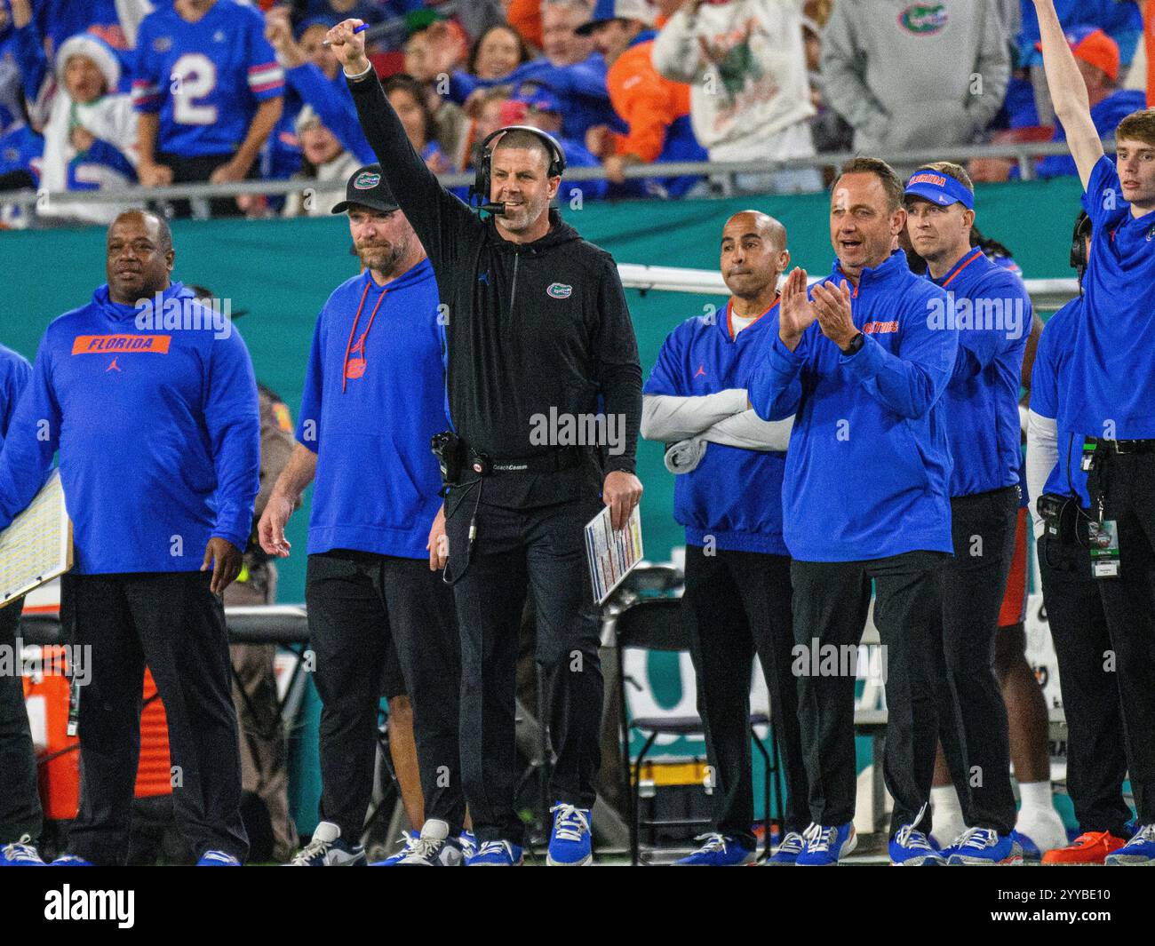 20 décembre 2024 : Billy Napier, entraîneur-chef des Florida Gators ...