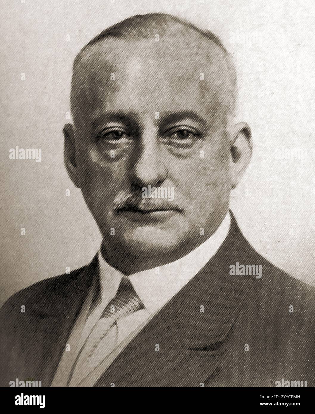 Portrait des années 1940 du général Primo de Rivera - Miguel Primo de ...