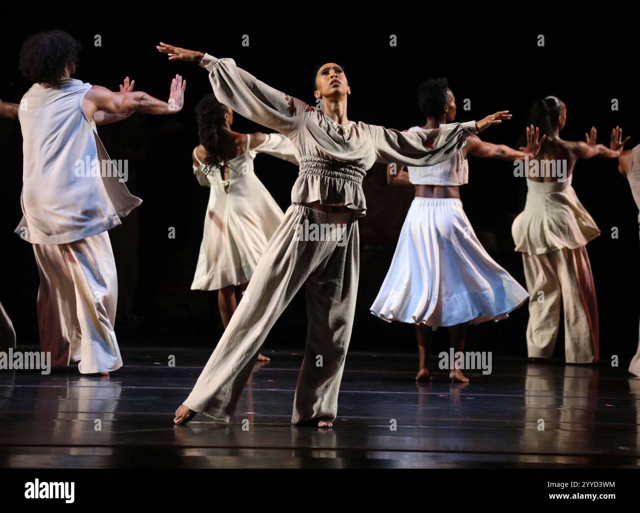 20 décembre 2024, New York, New York, États-Unis : Alvin Ailey Dancers ...