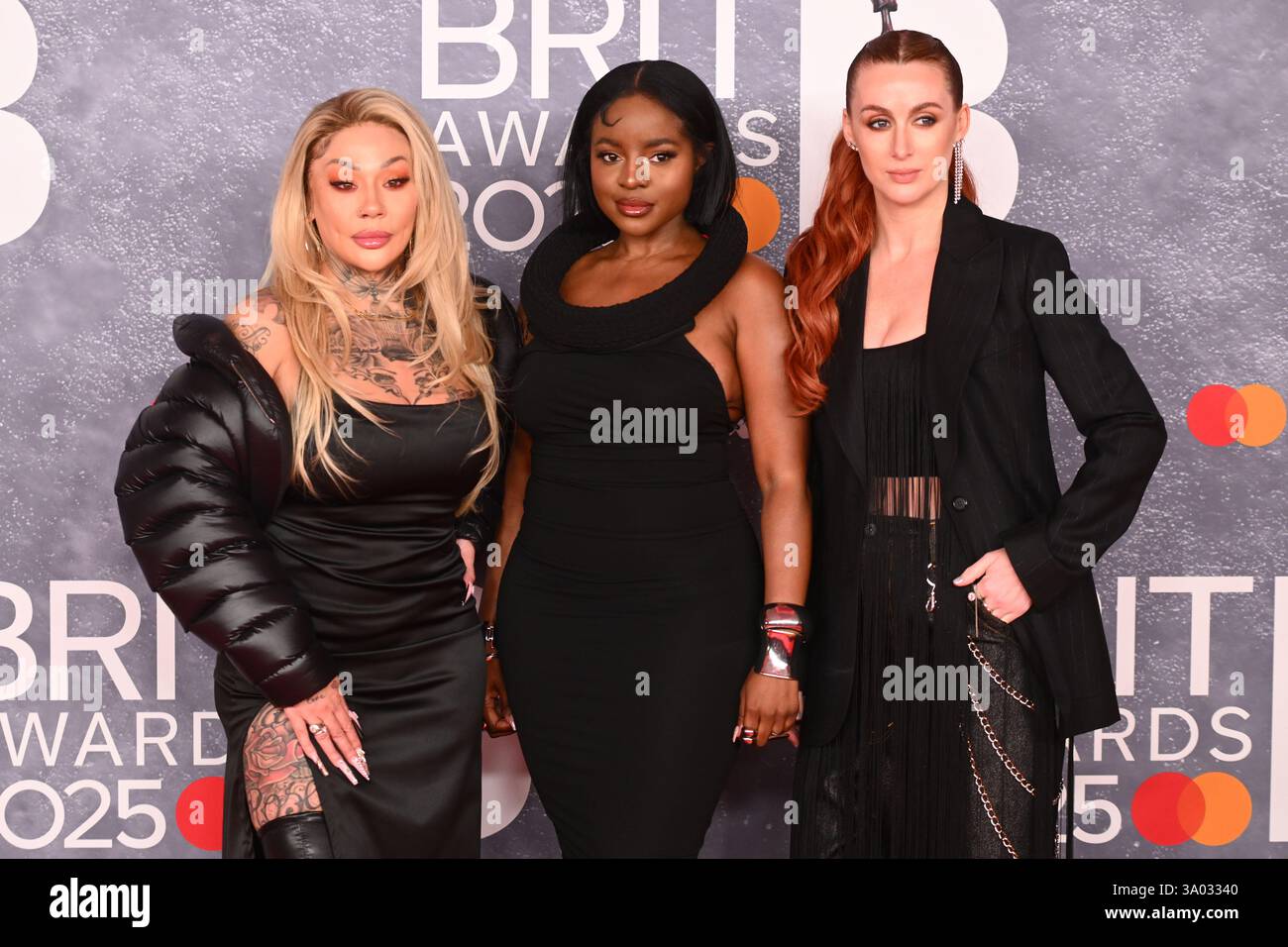 Londres, Royaume-Uni. 1er mars 2025. Mutya Buena, Keisha Buchanan et Siobhan Donaghy des ...