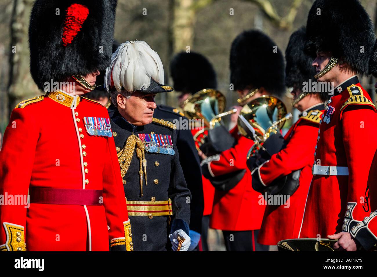 Londres, Royaume-Uni. 6 mars 2025. Les gardes Coldstream de la ...