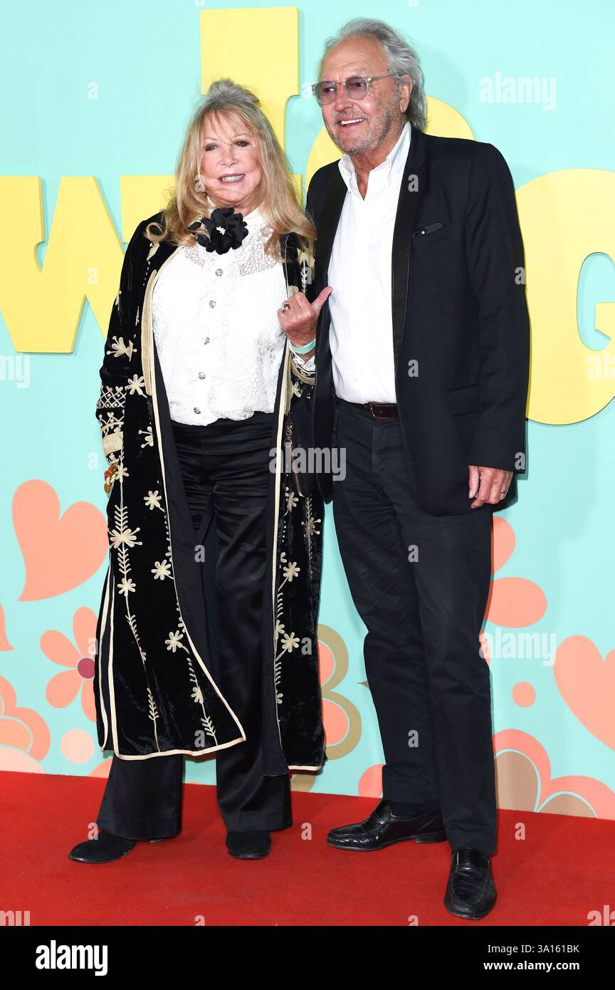 Pattie Boyd mit Ehemann Rod Weston BEI der Premiere des Dokumentarfilms ...