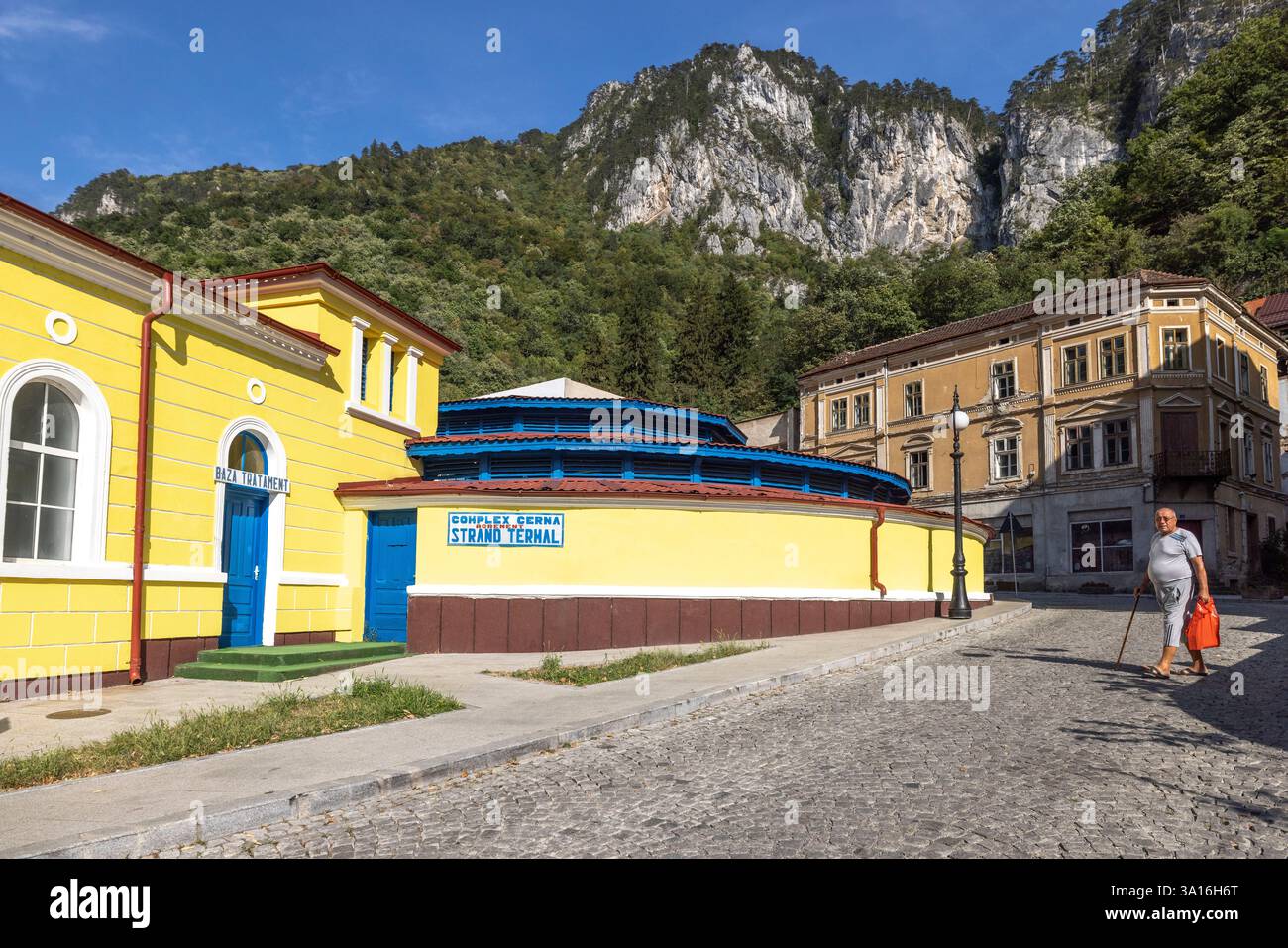 Roumanie, Baile Herculane, le plus ancien spa d'Europe dans la rivière ...