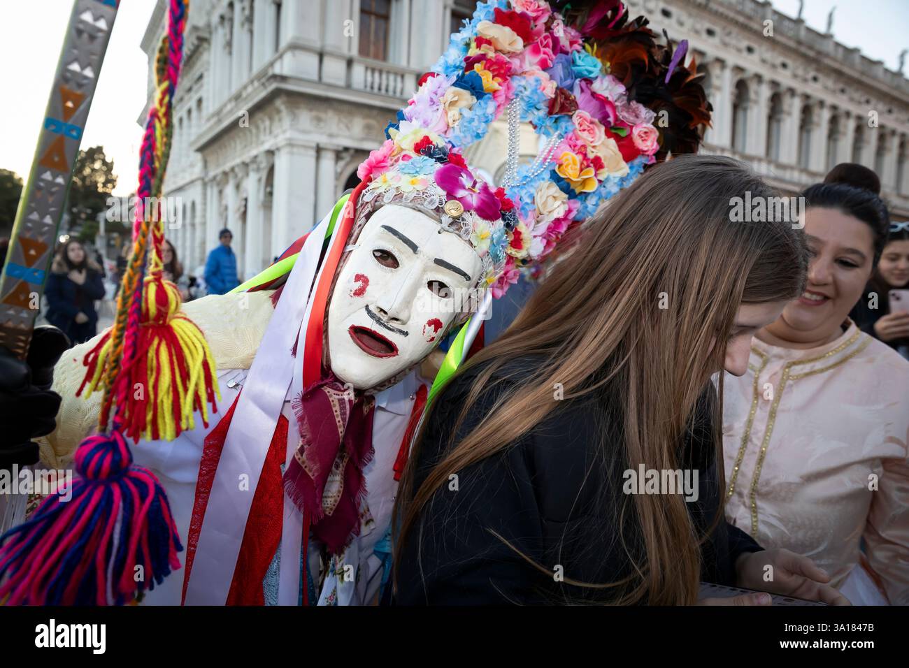 Les derniers jours de fermeture du célèbre Carnaval de Venise, Italie ...