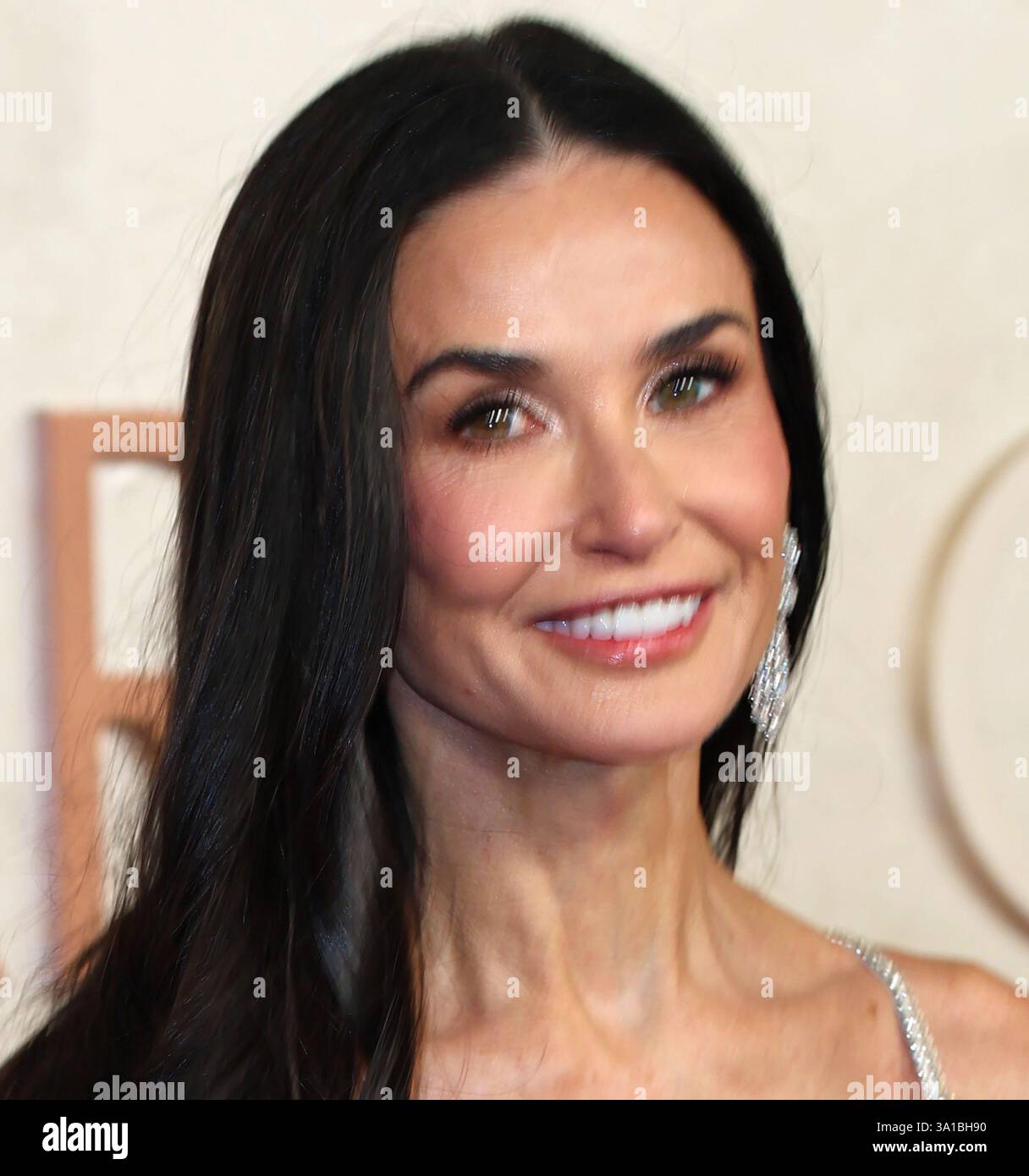 2 mars 2025, Hollywood, Californie, États-Unis : éblouissante actrice ...