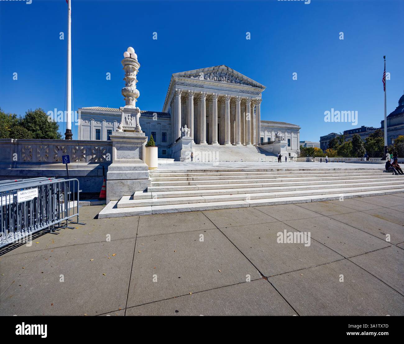 Le bâtiment de la Cour suprême, construit en 1935 sur la conception de ...