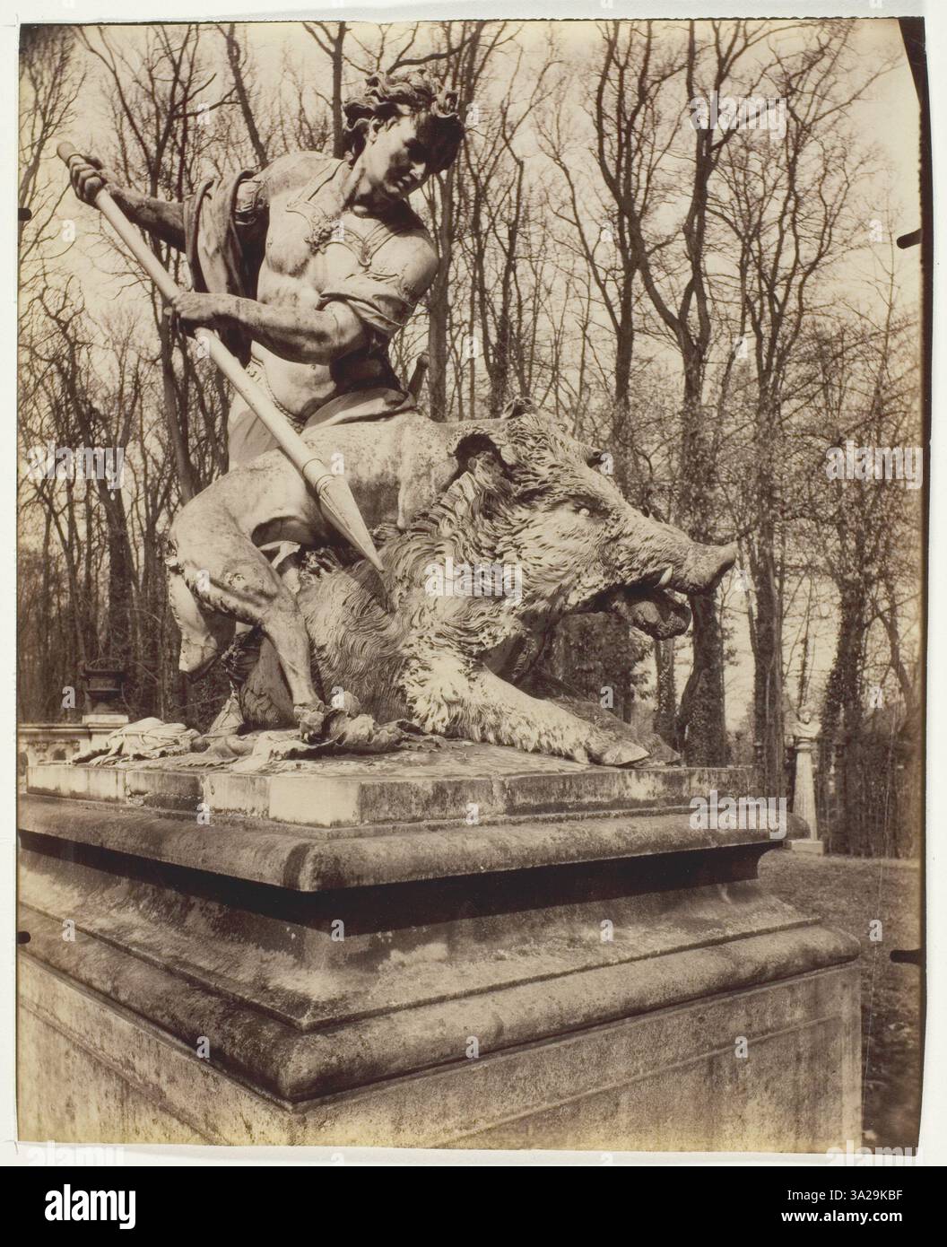 Atget capture le Bosquet de l'Arc de Triomphe, un bosquet de Versailles ...