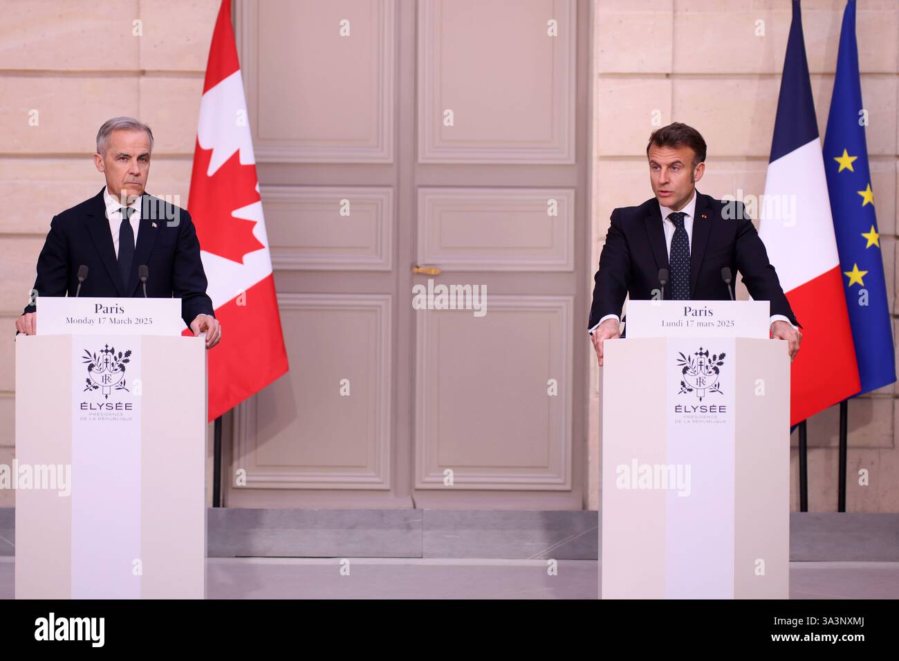 French President Emmanuel Macron, right, and Canada's Prime Minister ...