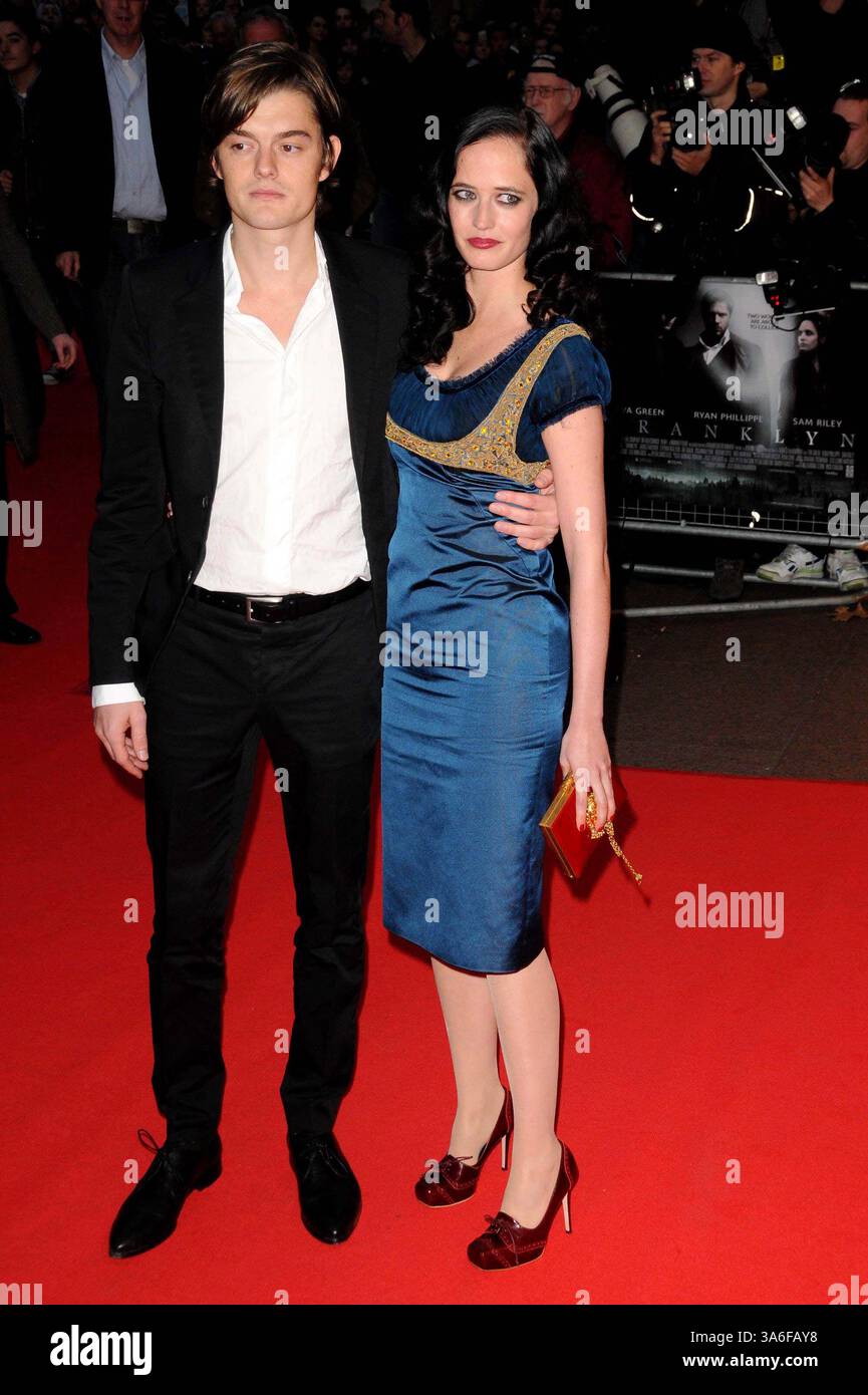 Sam riley eva green times Banque de photographies et d’images à haute ...