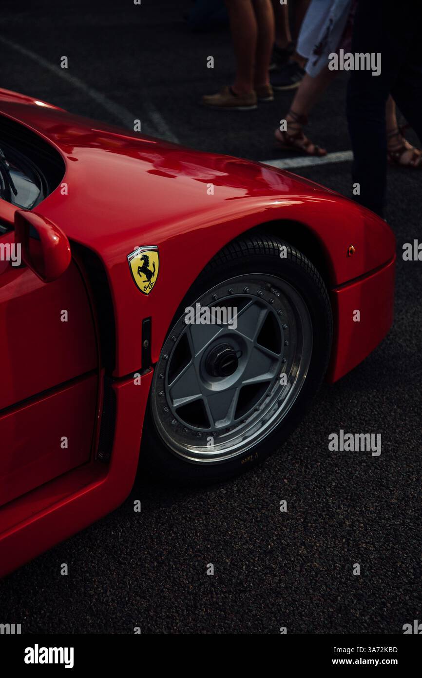 Ferrari f40 gt Banque de photographies et d’images à haute résolution ...