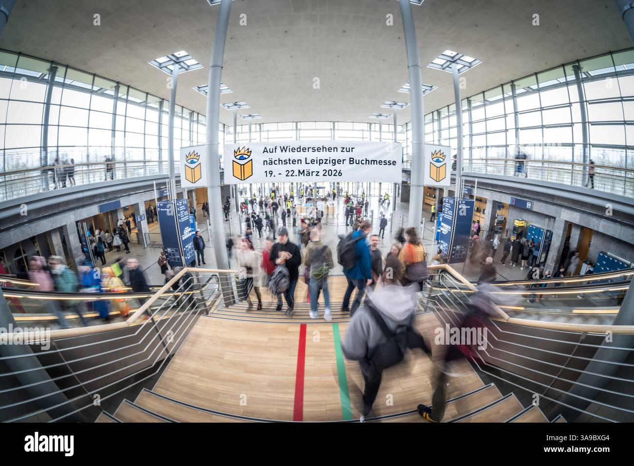 Letzter Tag der Buchmesse 2025. Hinweis auf die Messe 2026, welche vom ...