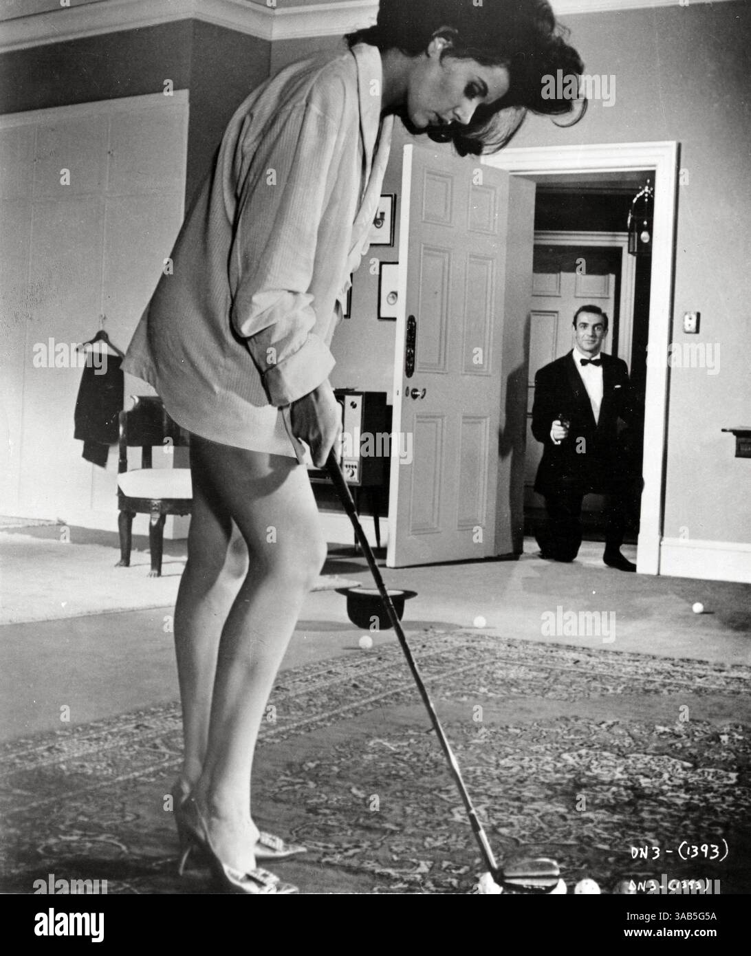 Dr no eunice gayson sean connery 1962 Banque de photographies et d ...