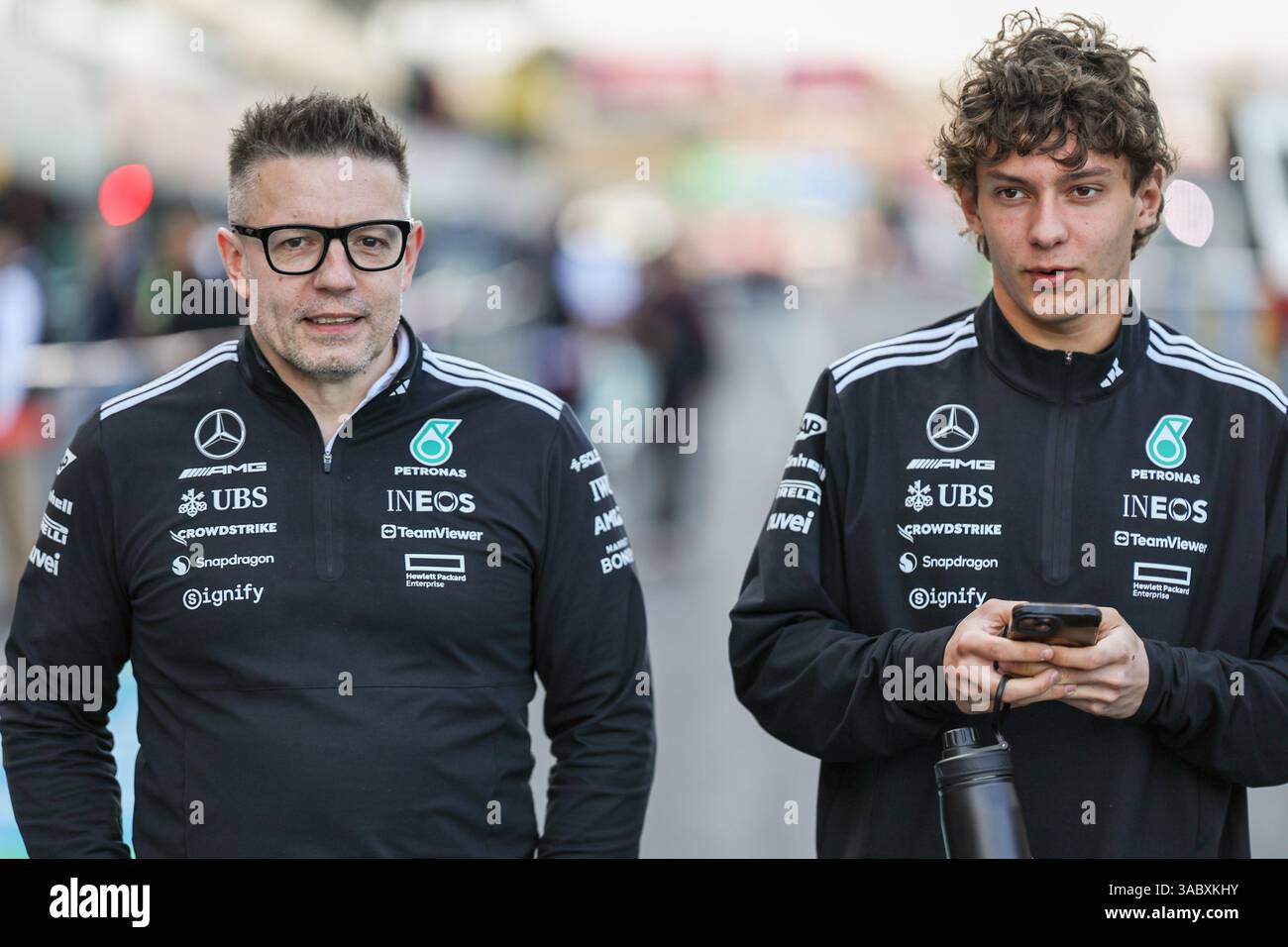 SUZUKA, JAPON - 3 AVRIL : Andrea Kimi Antonelli d'Italie et Mercedes ...