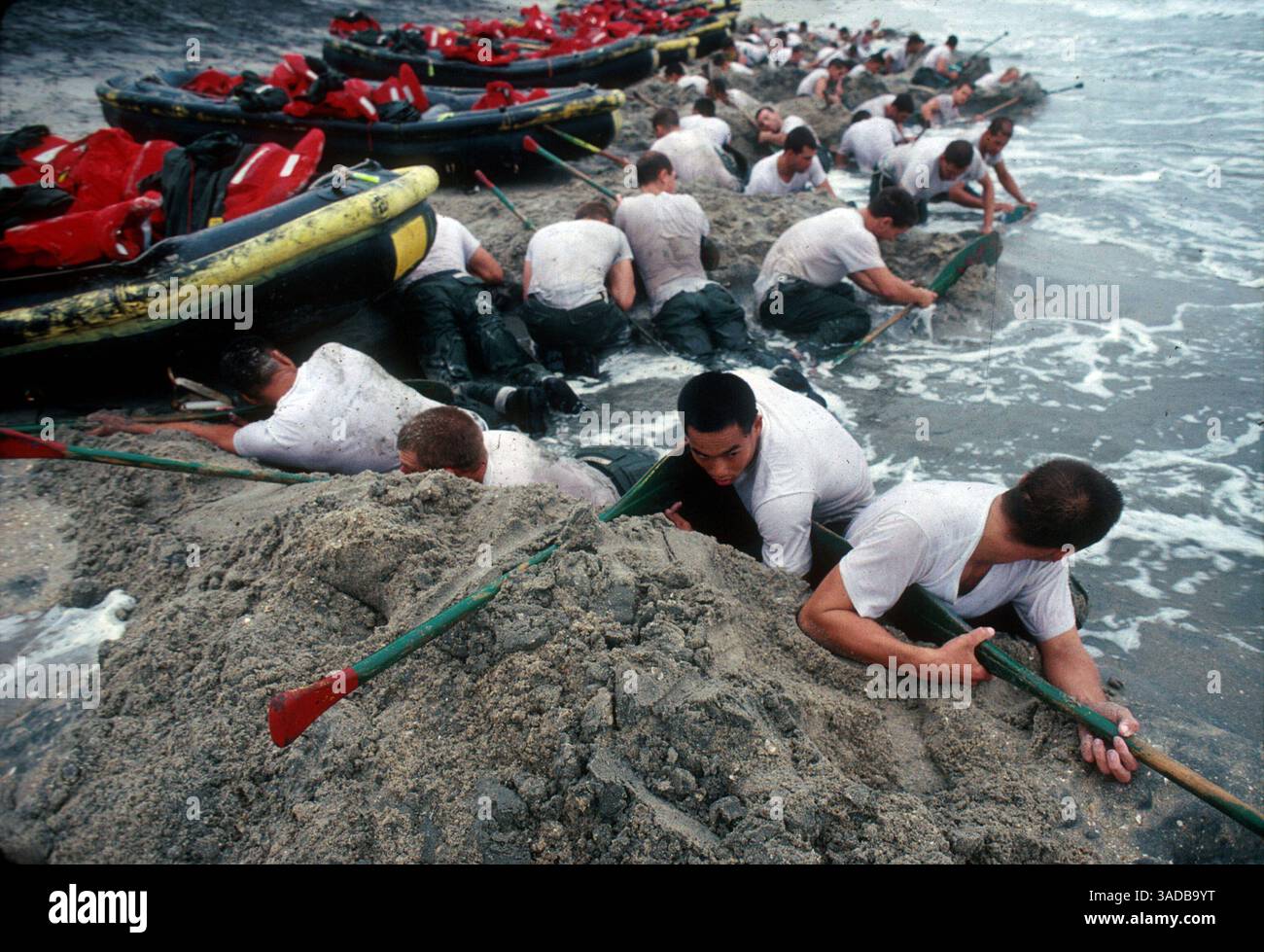 01 mai 2000 ; Coronado, CA, États-Unis ; US Navy SEALs Team, formation ...