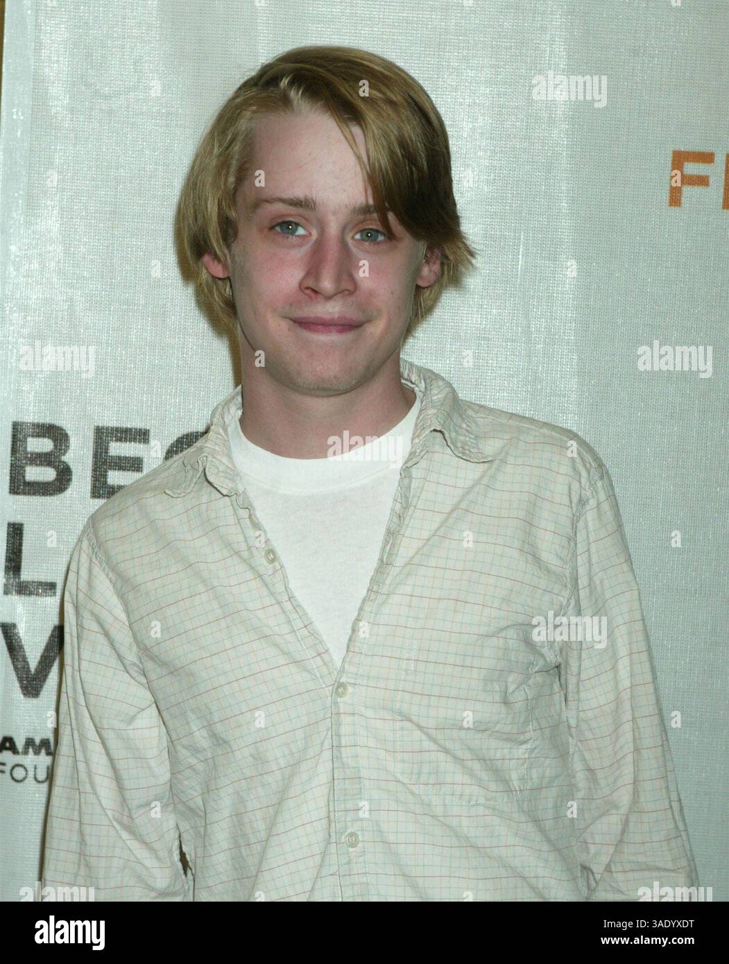 03 mai 2004 ; New York, NY, États-Unis ; L'acteur MACAULAY CULKIN lors ...