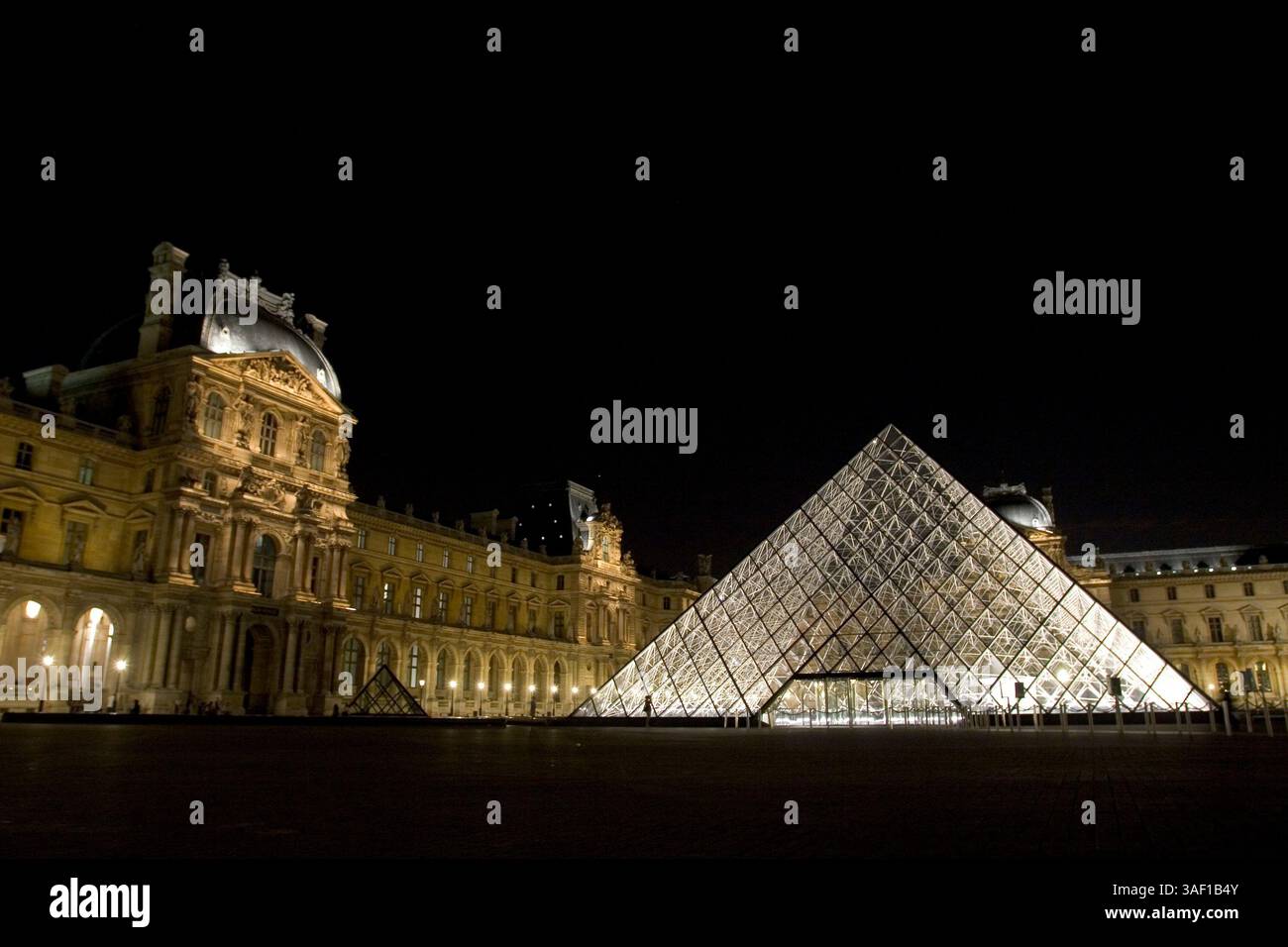 Rivoli paris 2005 Banque de photographies et d’images à haute ...