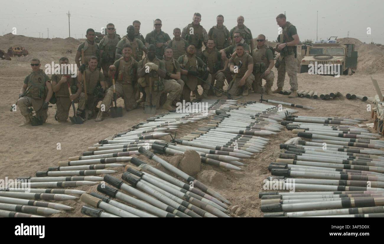 04 mars 2005 ; Falloujah, Irak ; le major général RICHARD NATONSKI ...