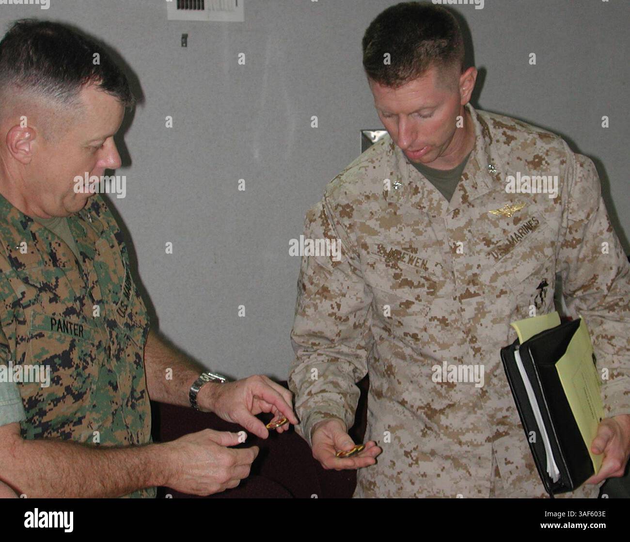 05 janv. 2005 ; USS Duluth, Sri Lanka ; LtCol MATTHEW D. MCEWEN ...