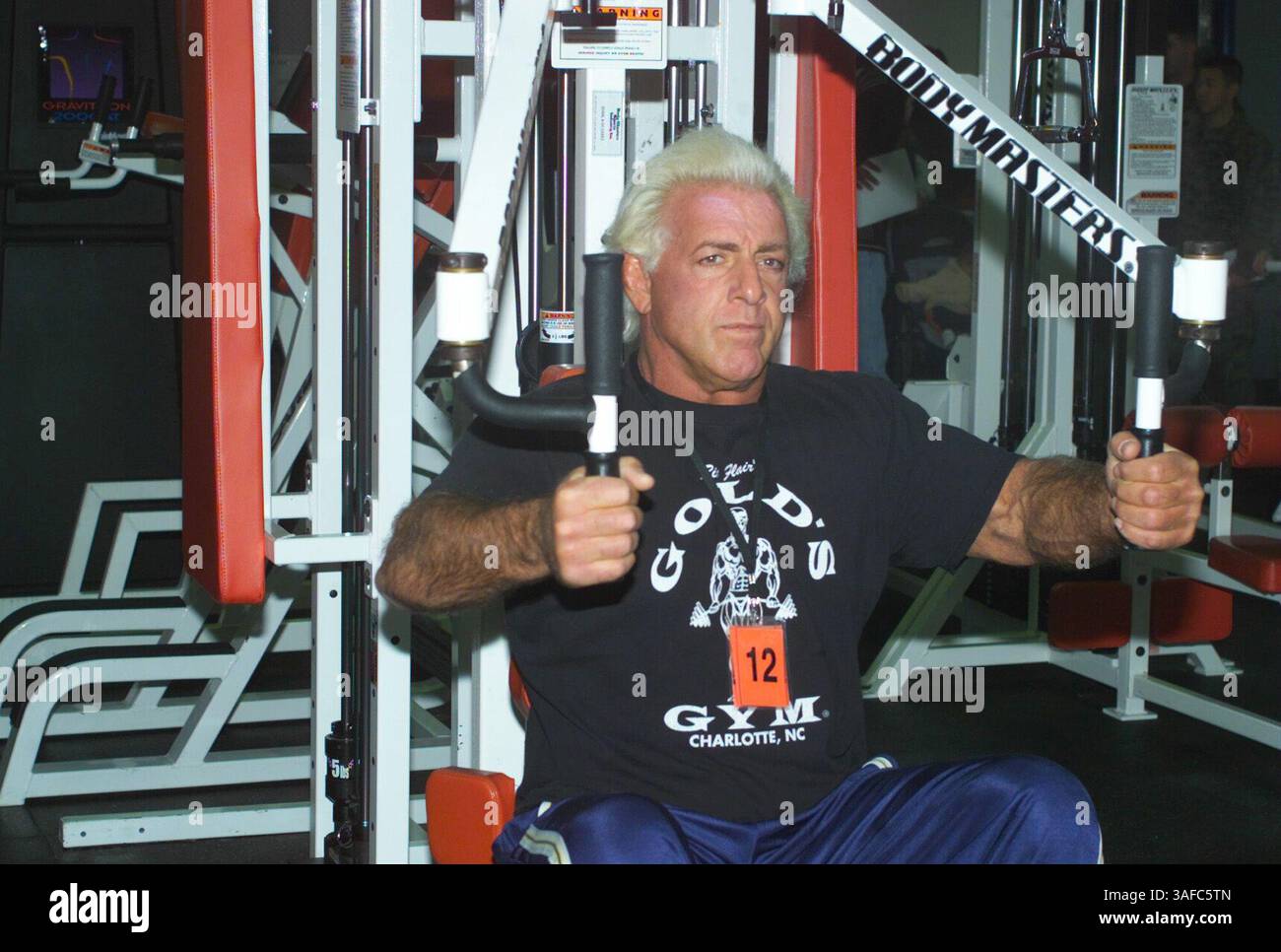 05 février 2004 ; Marine corps Air Station Iwakuni, Japon ; WWE star ...