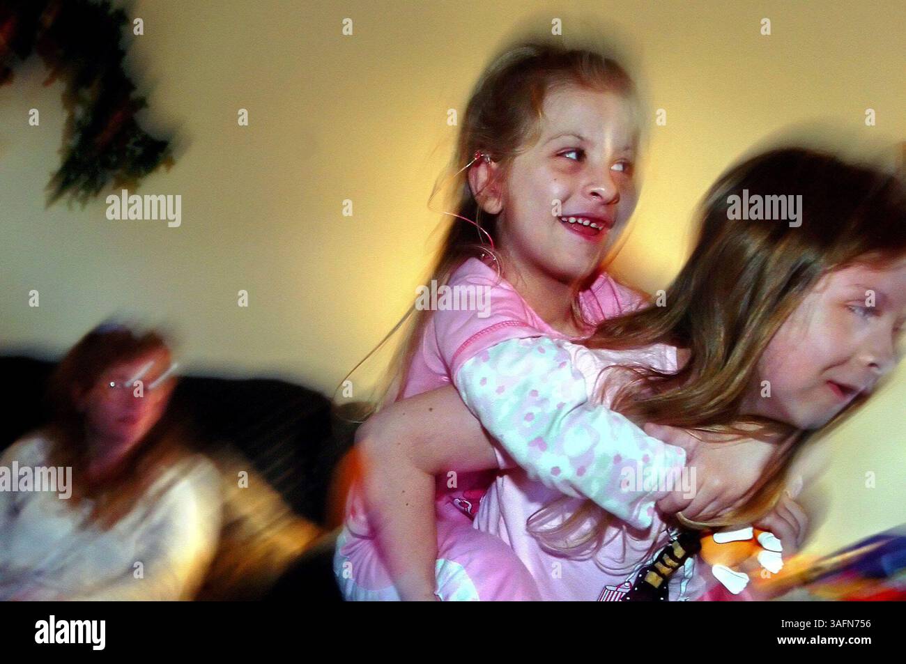 LÉGENDE : (01/26/2005, Homosassa) Grace Leirer (5) reçoit une balade en ...