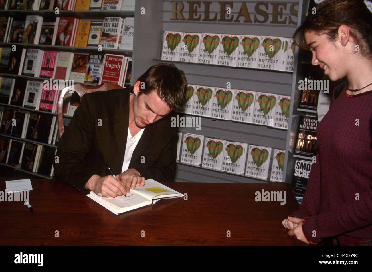 Ethan hawke 1996 Banque de photographies et d’images à haute résolution ...