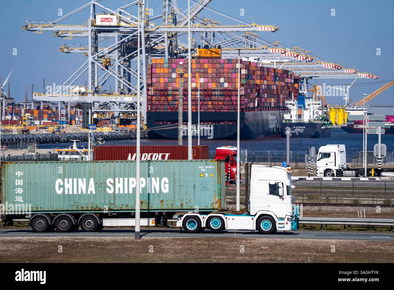 Rwg container terminal Banque de photographies et d’images à haute ...