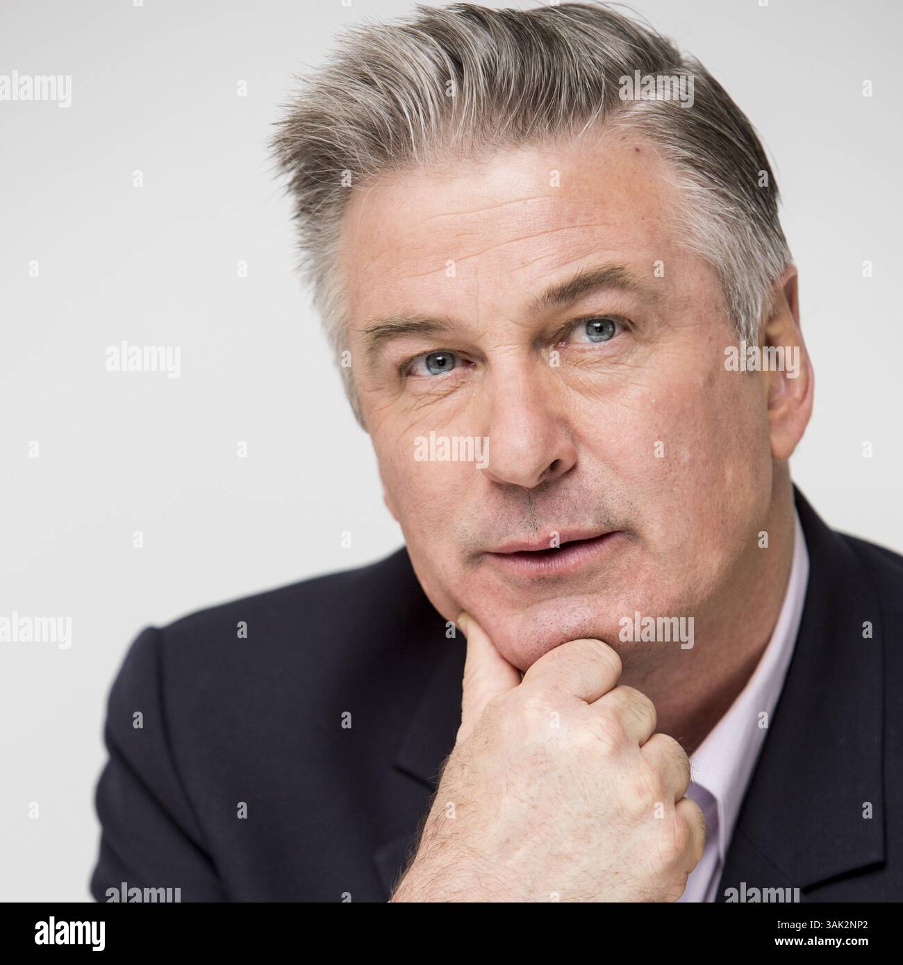 6 mars 2017 - Hollywood, Californie, États-Unis - ALEC BALDWIN fait la ...