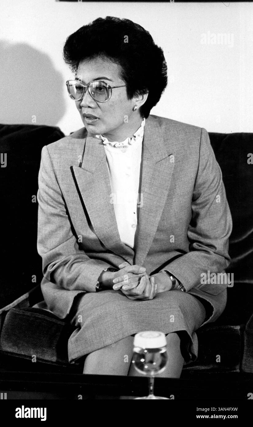 Corazon aquino Banque d'images noir et blanc - Alamy