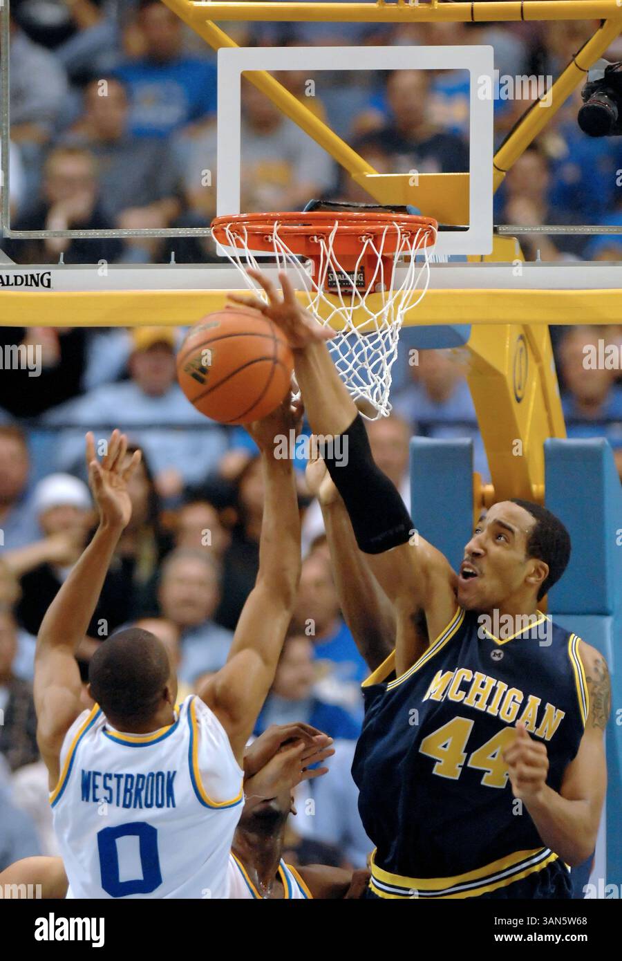 Ucla michigan Banque de photographies et d’images à haute résolution ...