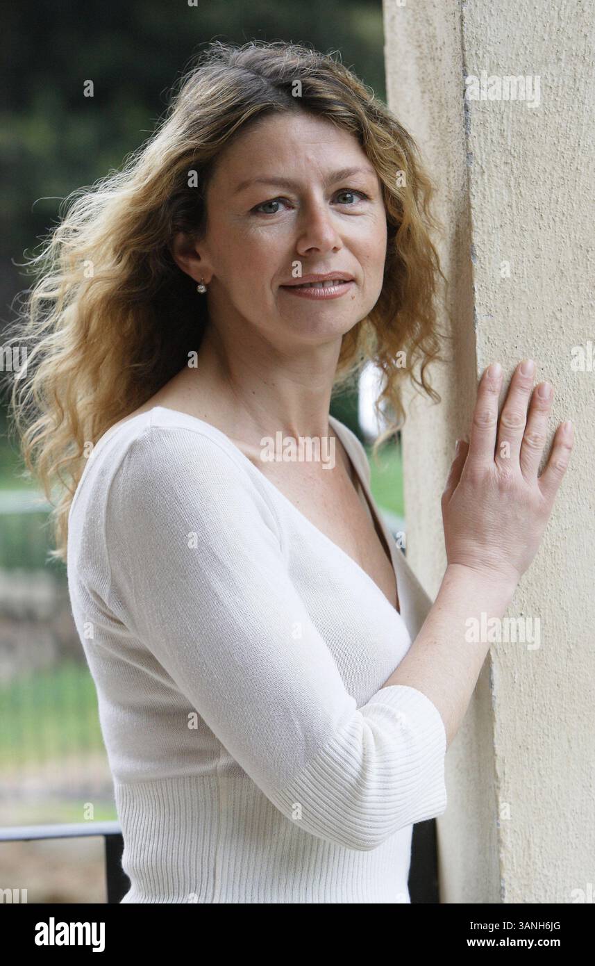 04 mai 2010 - Rome, Italie - L'actrice AMANDA SANDRELLI pose pour ...