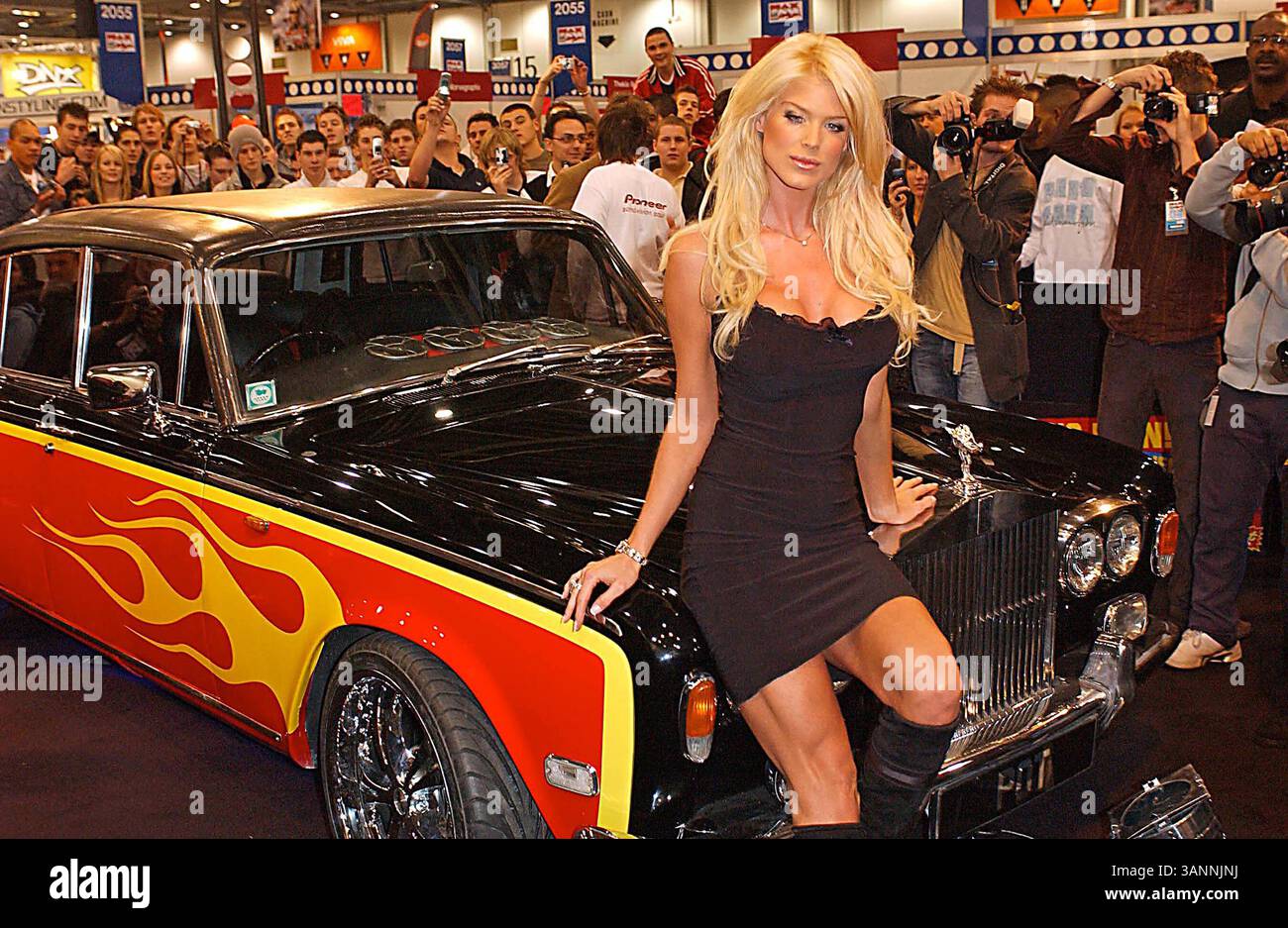 Victoria silvstedt max power car show Banque de photographies et d ...