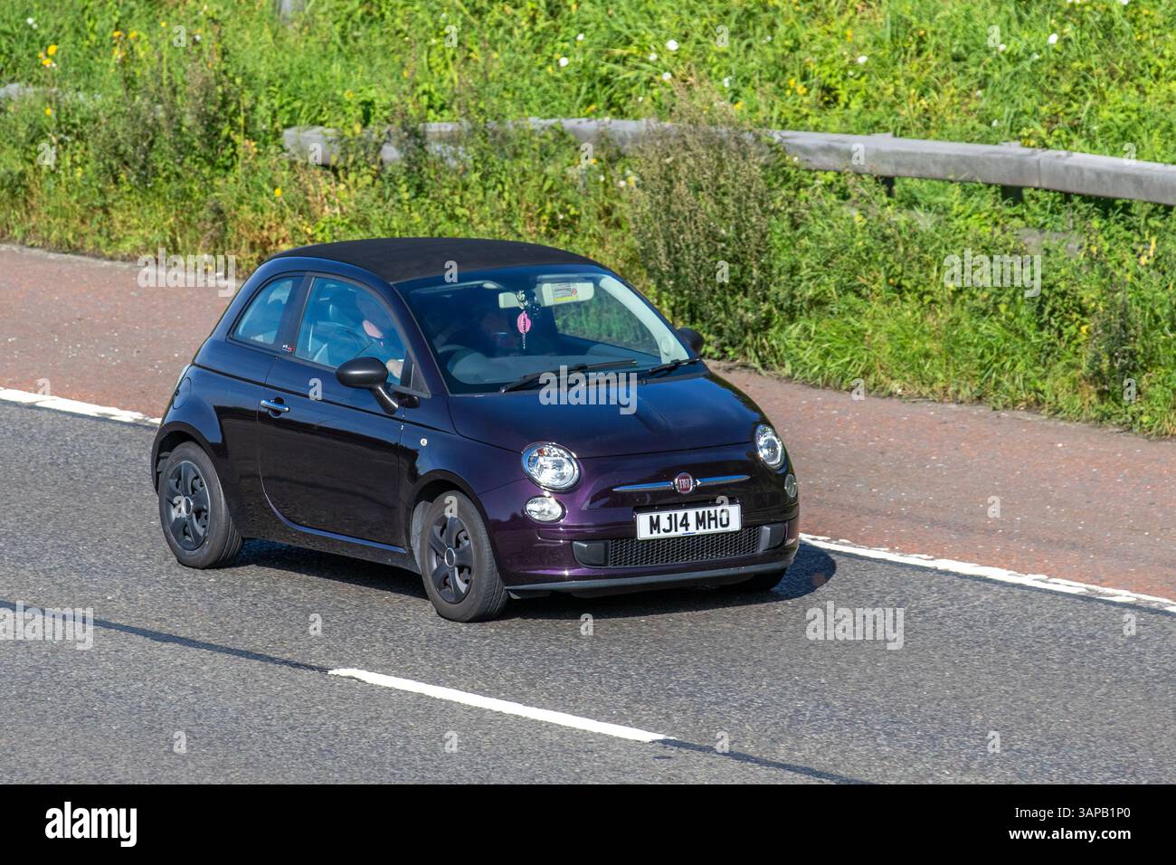 2014 Purple Fiat 500 C Pop Opt Start/Stop car Cabriolet essence 1242 cc ...