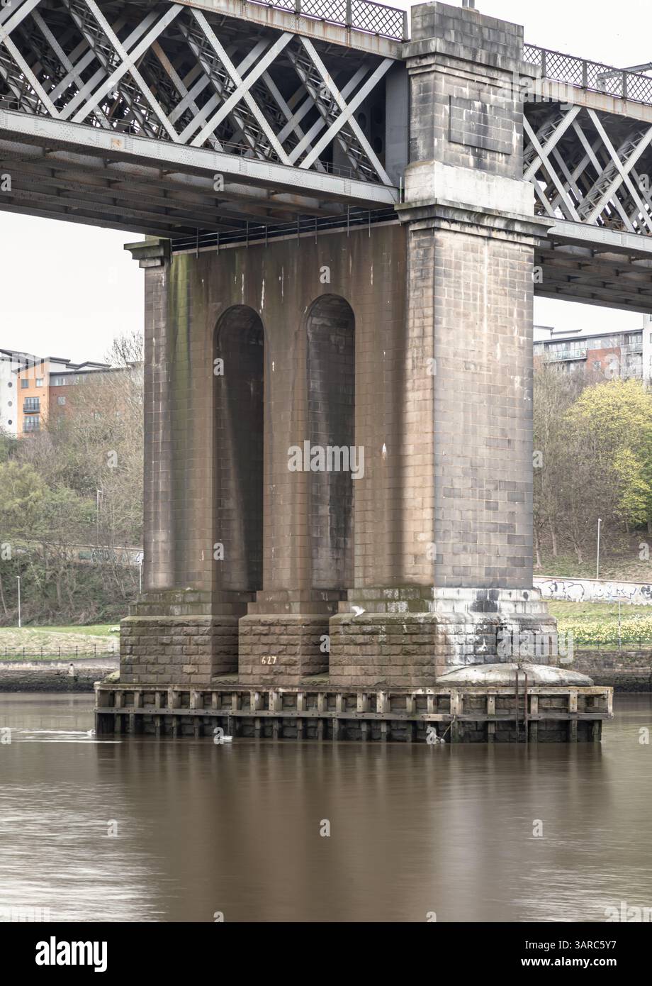 Newcastle, Royaume-Uni - 12 avril 2025 - le soutien des Girders et des ...