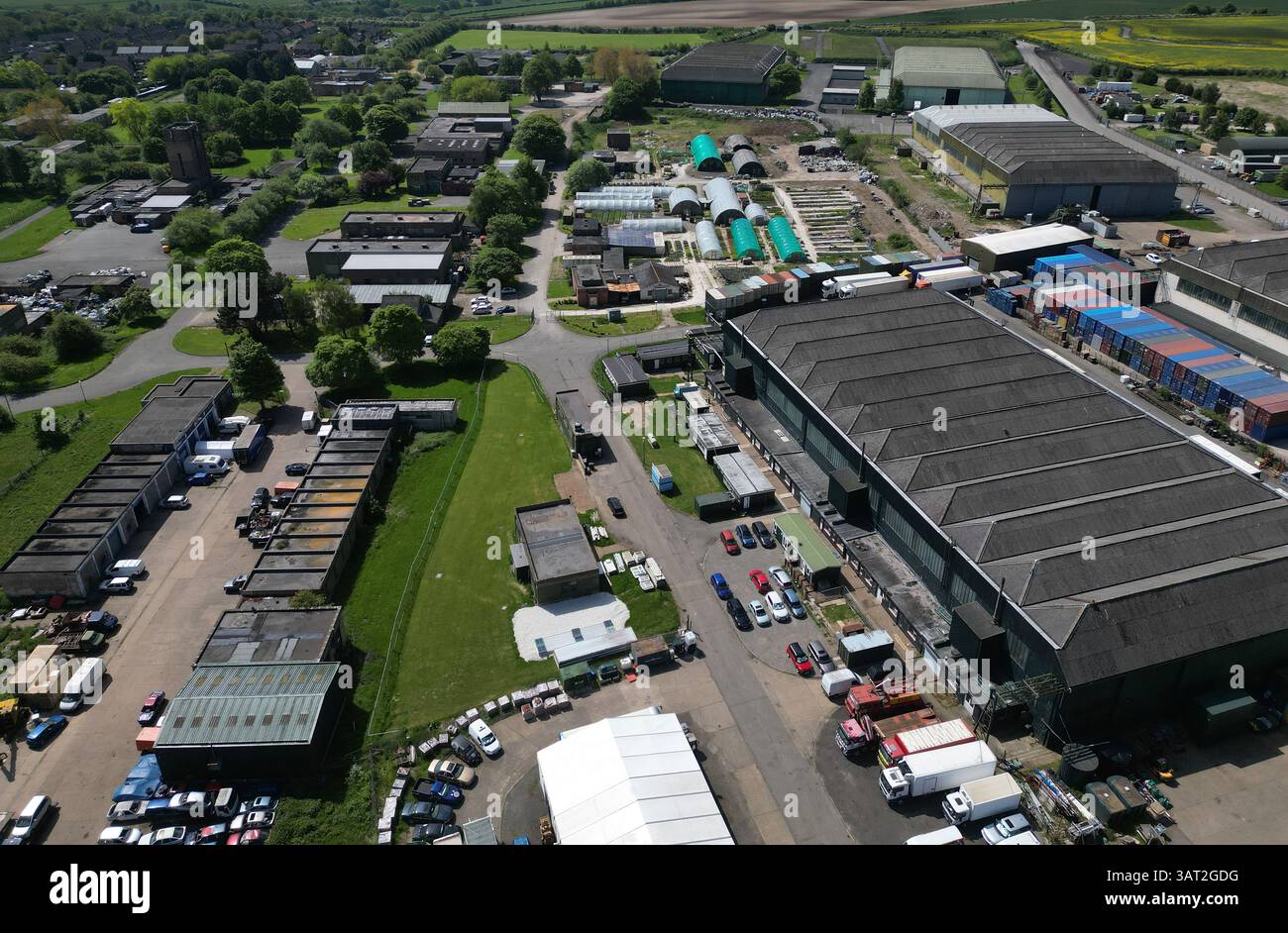 Architecture militaire de la seconde Guerre mondiale, hangar d'avions ...