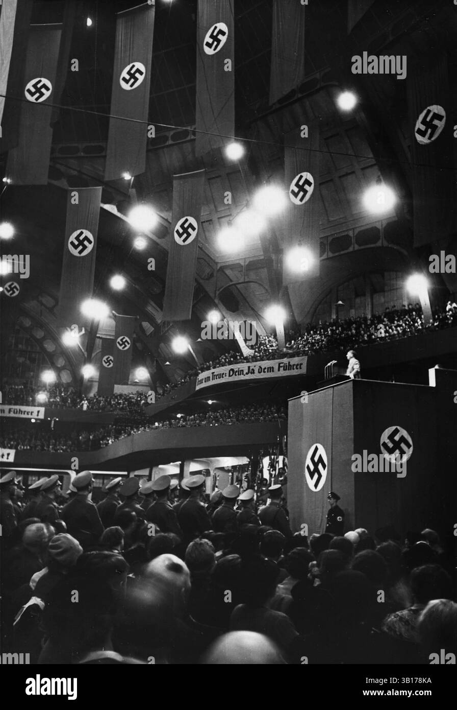 Adolf hitler speech Banque de photographies et d’images à haute ...