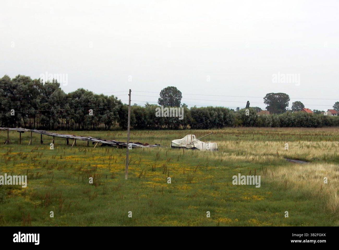 05 juin 1999 ; Kosovo Polje, Kosovo ; leurres prêts à tromper l'OTAN ...
