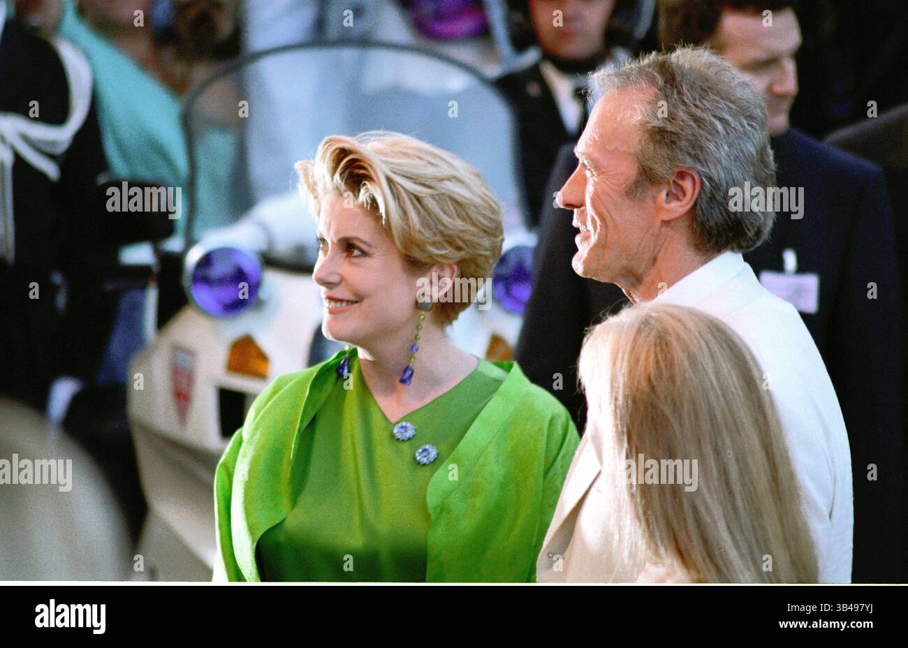 20 mai 1994 ; Cannes, France ; CLINT EASTWOOD et CATHERINE DENEUVE co ...