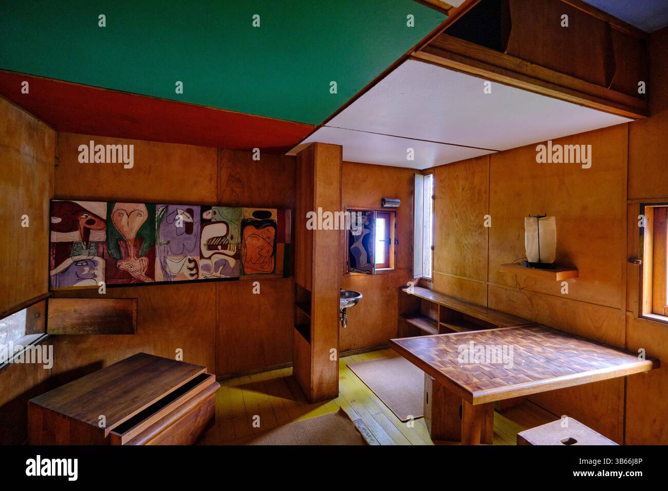 France, Alpes-Maritimes, Roquebrune-Cap-Martin, Cap Martin, le hangar ...