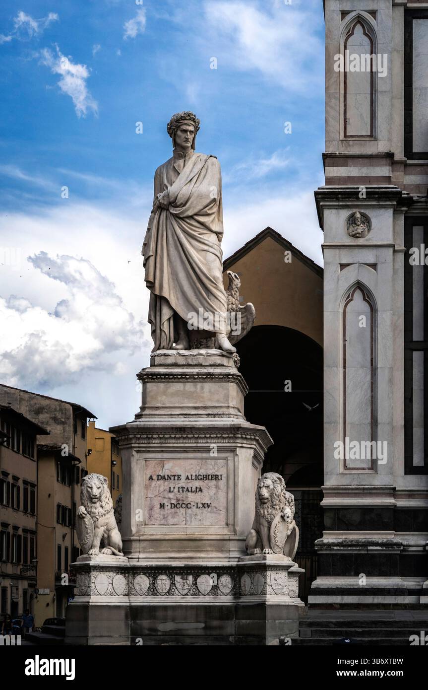 Statue en marbre de dante alighieri Banque de photographies et d’images ...