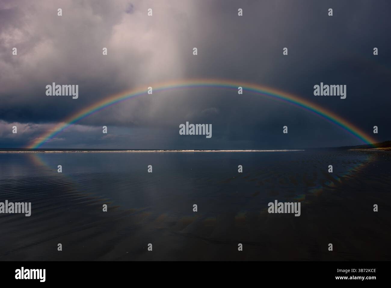 Arc en ciel de plage Banque de photographies et d’images à haute ...